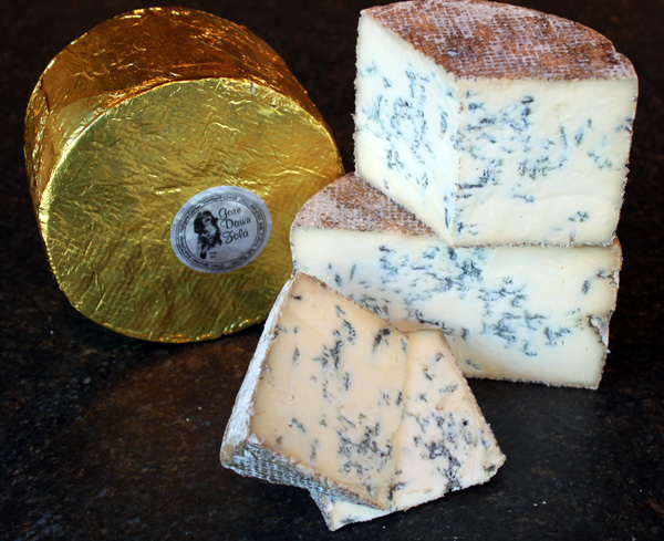 Back to Basics: What Makes Blue Cheese Blue? - Healthy Living