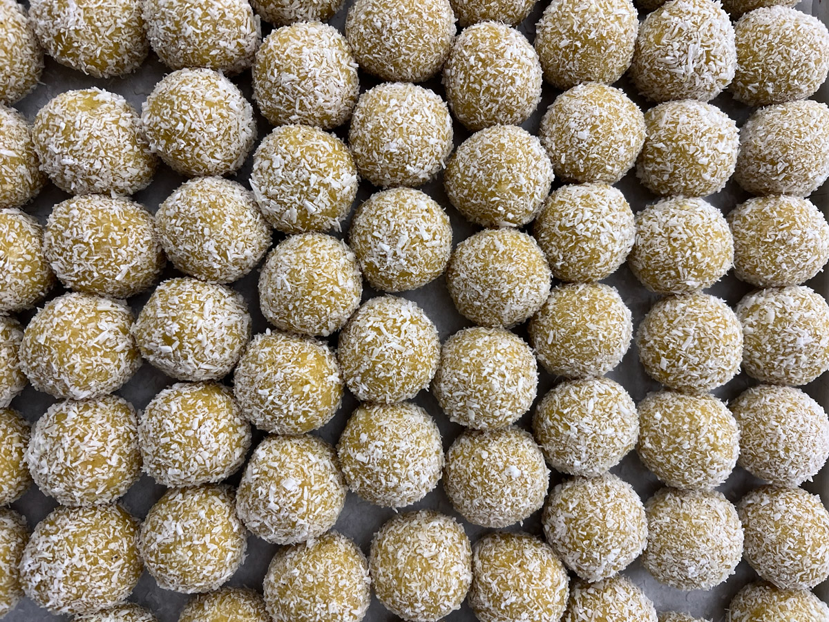 Cashew-Date Clusters - Healthy Living